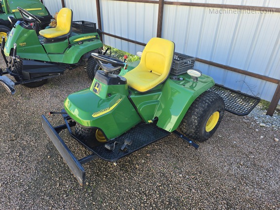 2020 John Deere 1200A | Bunker Rakes | MachineFinder