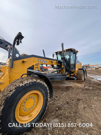 2015 John Deere 772G | Motor Graders | MachineFinder